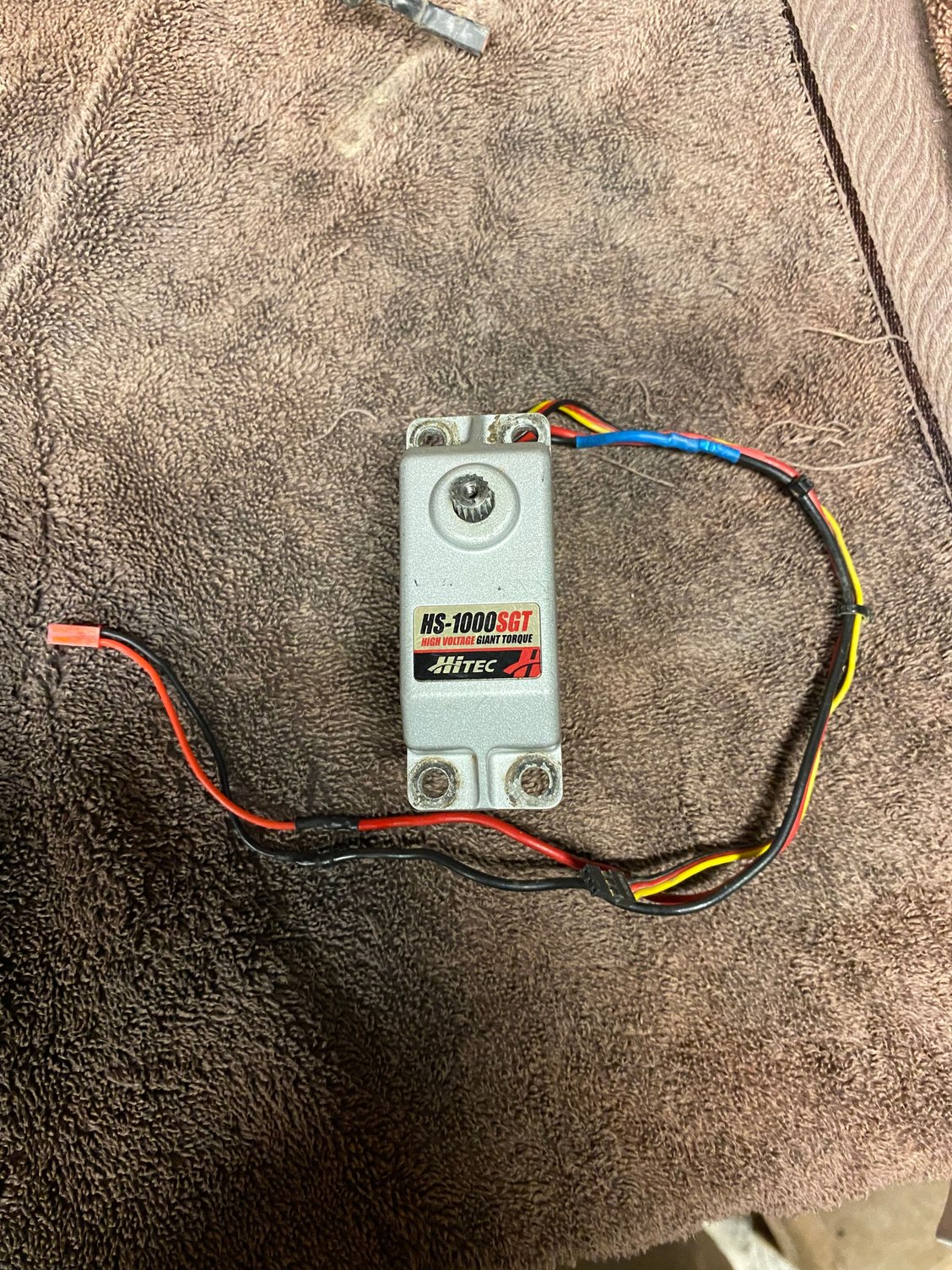 Hitec sgt1000 large scale servo - R/C Tech Forums