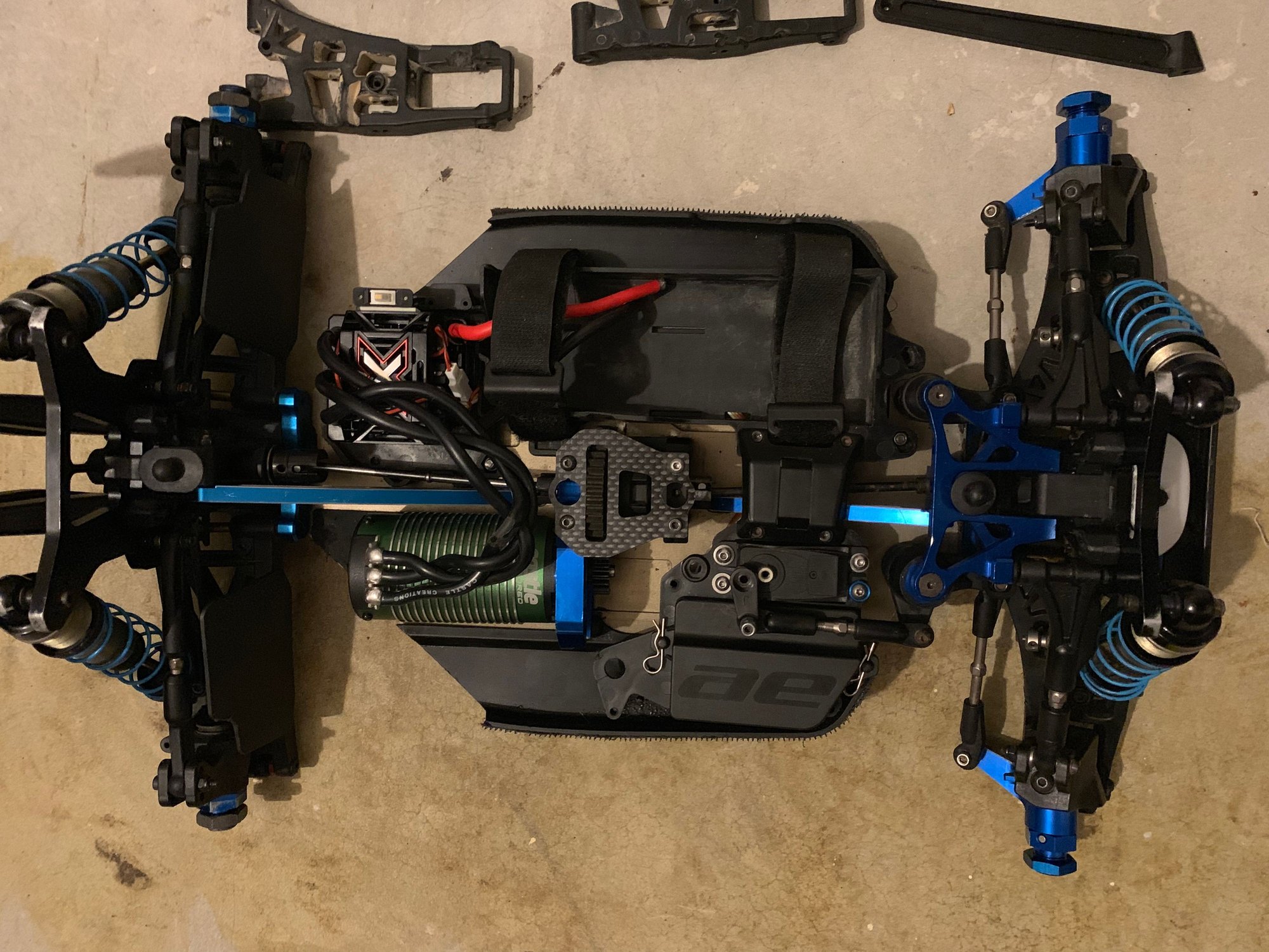 Team associated rc8.2e With tons of parts - R/C Tech Forums