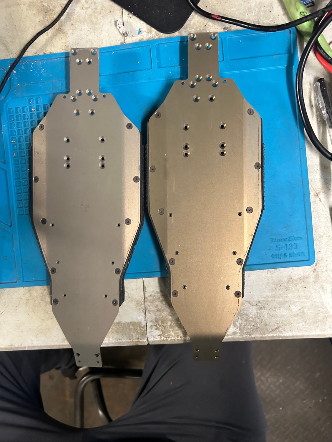 2 Associated B6 b6.1 b6.2 b6.3 chassis like new - R/C Tech Forums