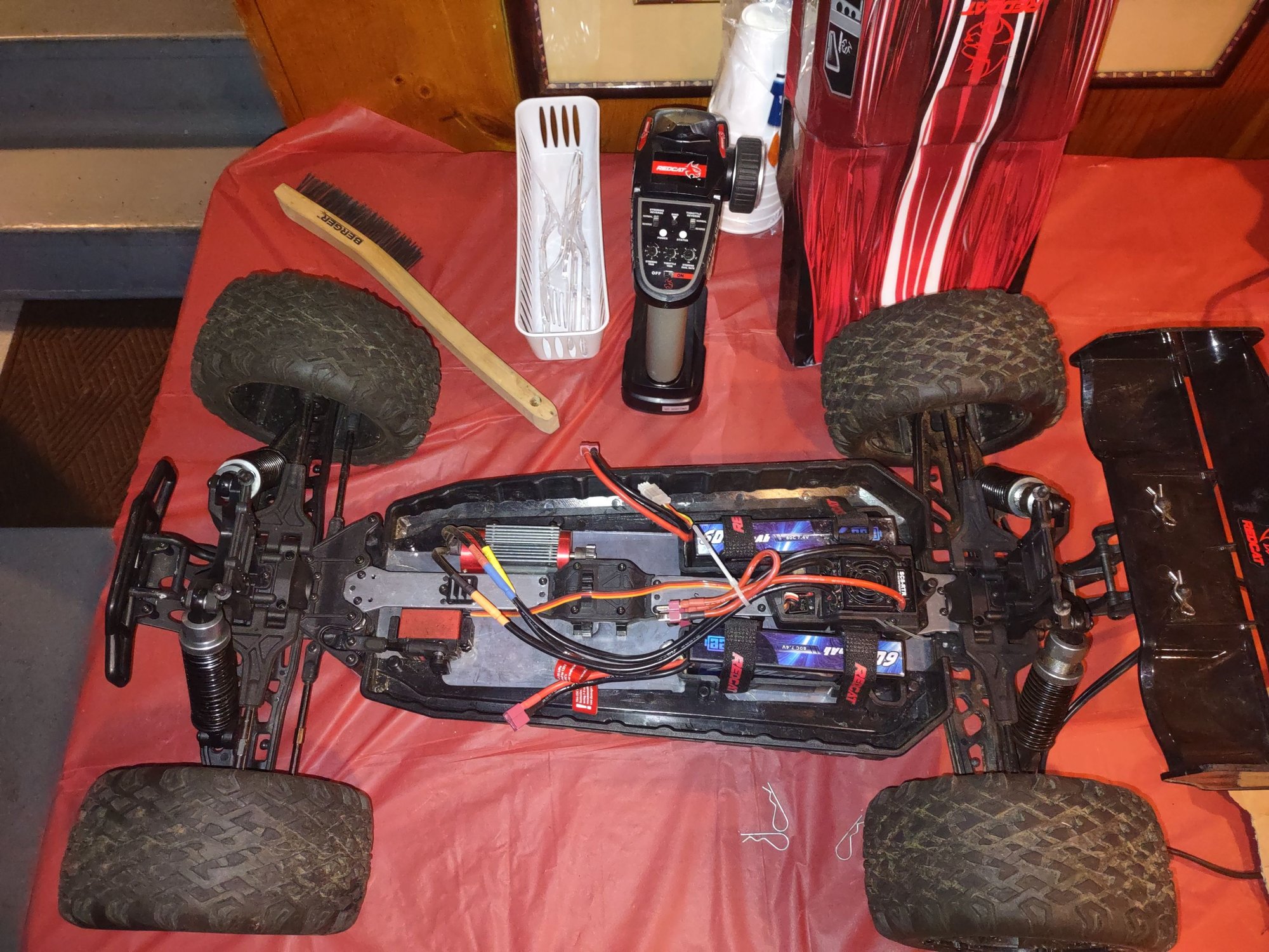 Redcat shredder 1/7 4wd trick - R/C Tech Forums