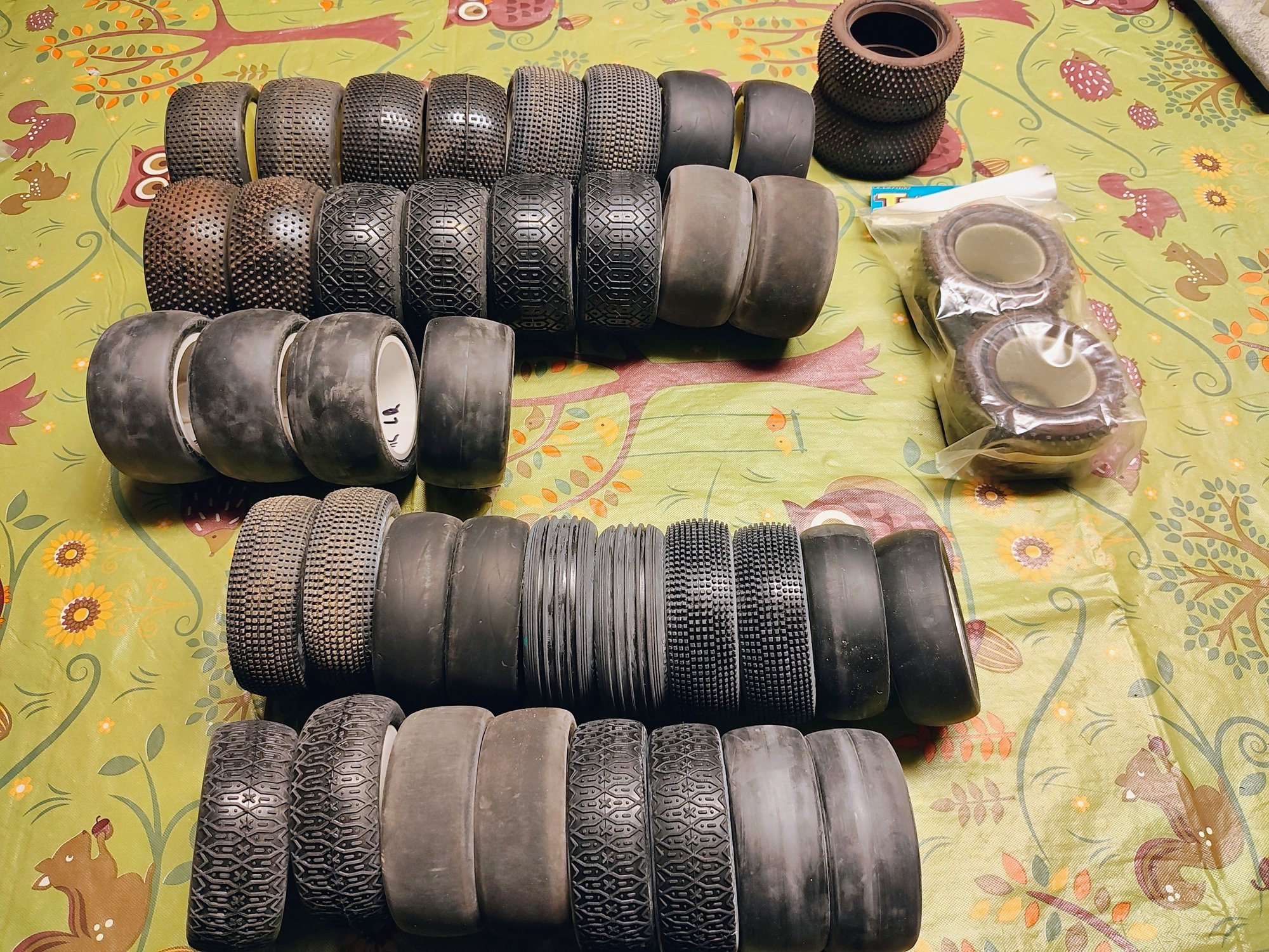 Serpent srx2 gen3 with spares ,and tire lot Bind and drive - R/C Tech ...