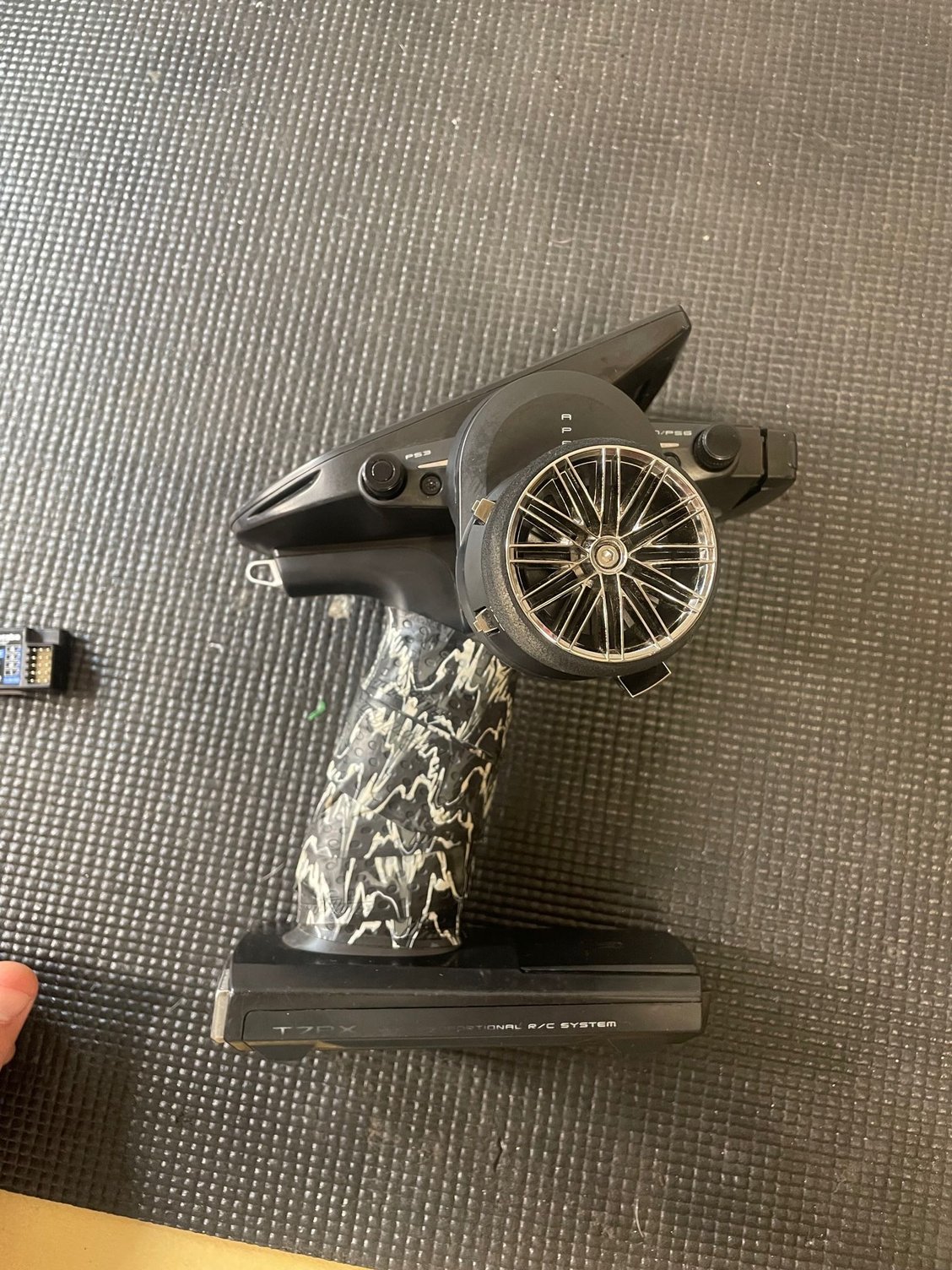 Futaba 7px with case and 304sb-e rx - R/C Tech Forums