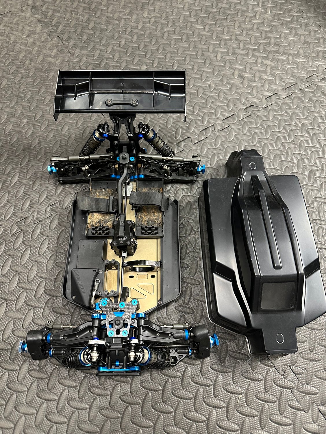 RC8B4.1E Roller - R/C Tech Forums