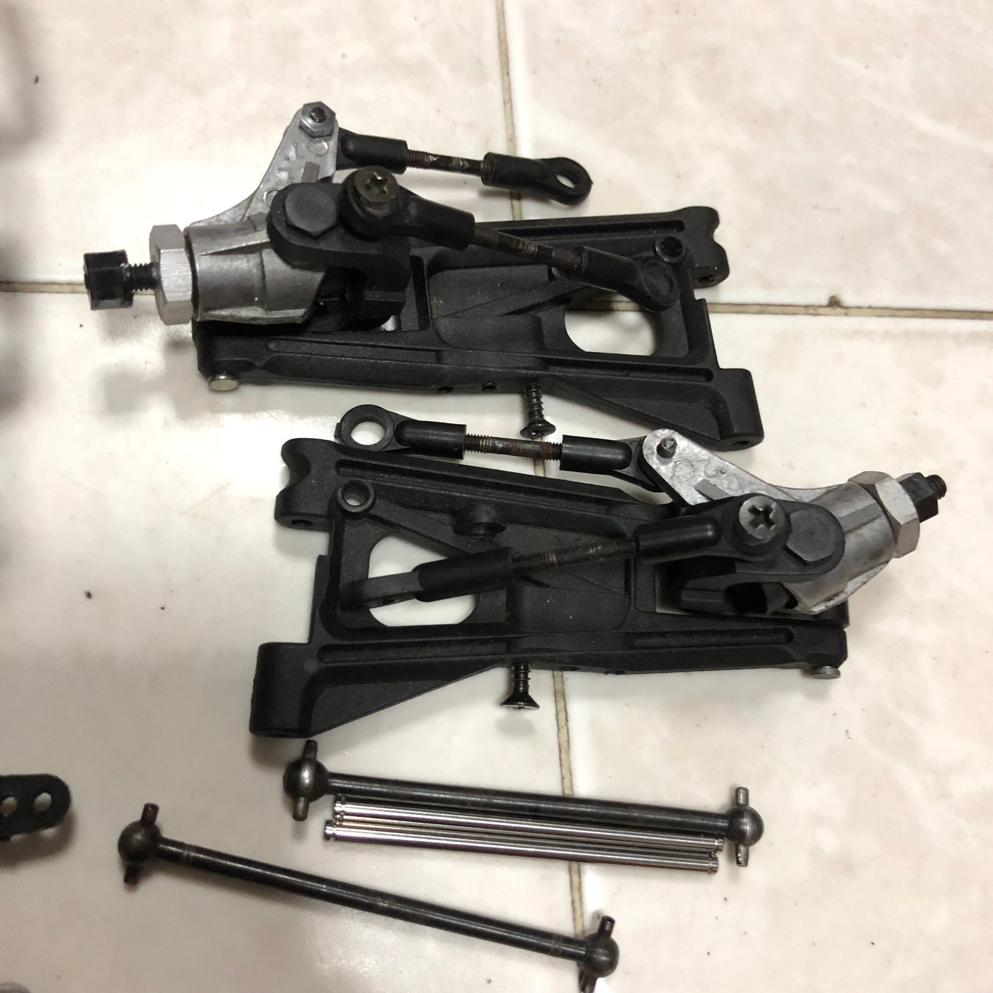 FS:- Used Kyosho Maxxum FF FWD buggy - R/C Tech Forums