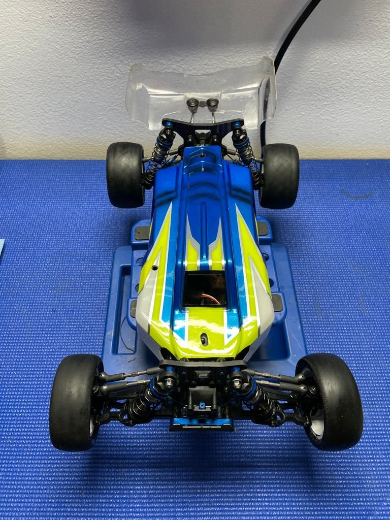 FS: RTR Team Associated B64D w all conversion parts for B64 - R/C Tech Forums