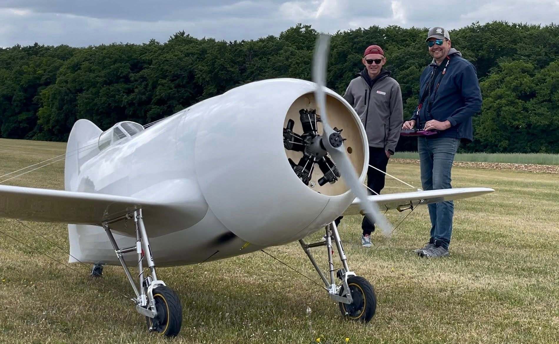 50% GeeBee R2 powered by MOKI 400 radial - Page 6 - RCU Forums