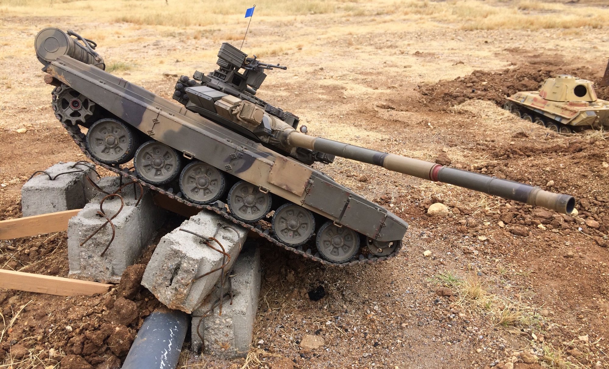 Heng Long T90 on “Suspension Torture Course” - RCU Forums