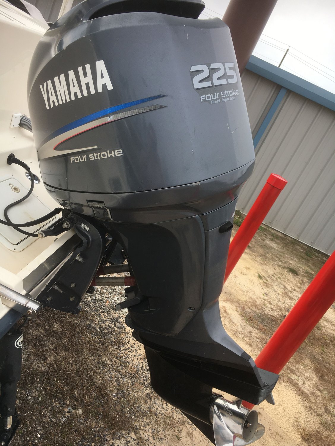 The Hull Truth - Boating and Fishing Forum - 2006 F225 Yamaha Outboard