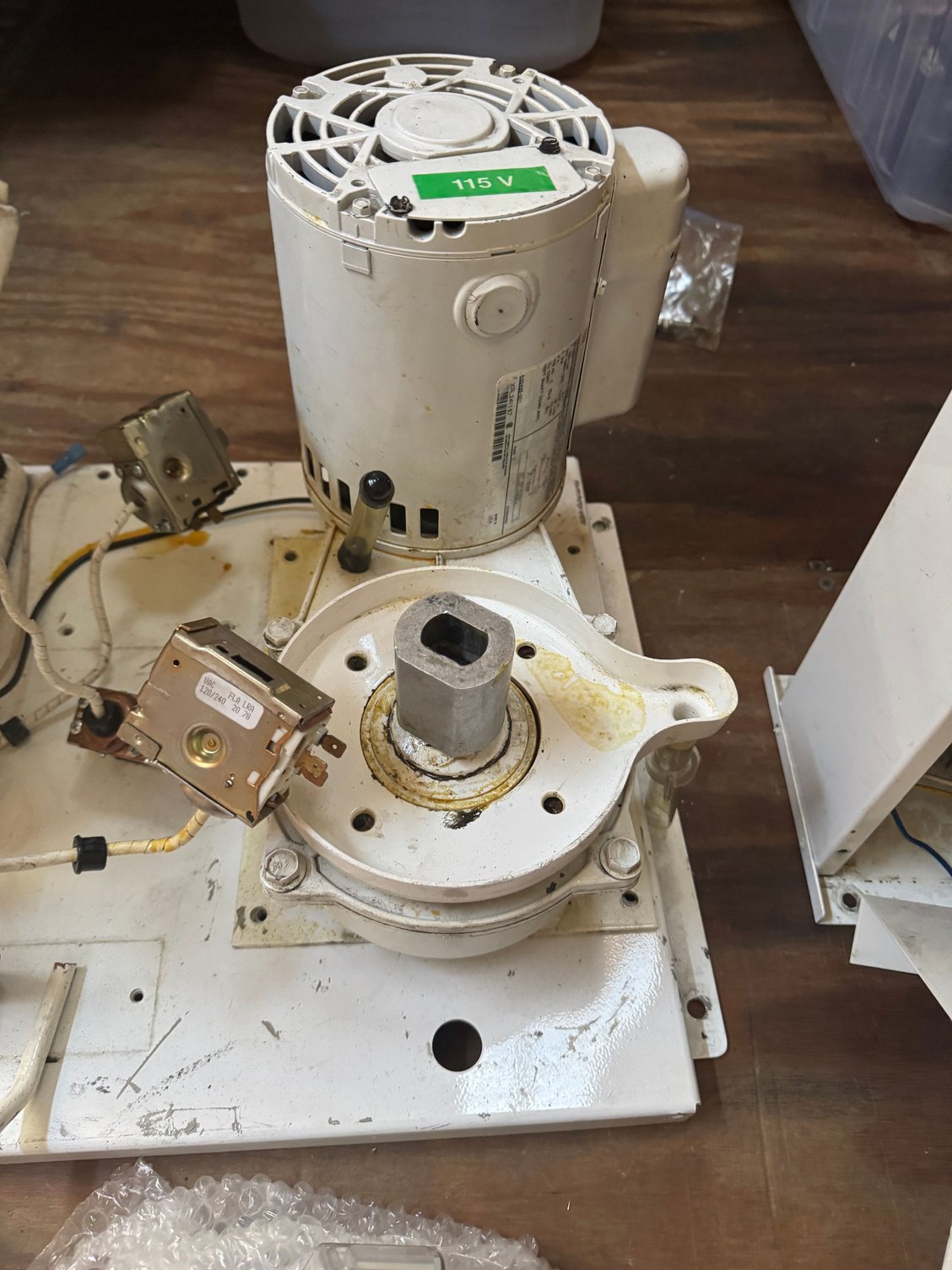 For Sale: 2 Eskimo Ice Maker Units – Model EI600D $2500 - The Hull ...
