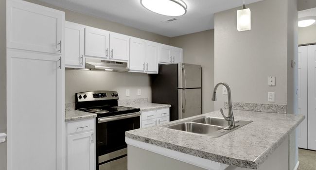 Oak Ridge at Pelham Reviews - Greenville, SC | 150 Oak Ridge Place | 68 ...