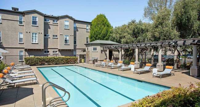 Renaissance Apartments Reviews - Santa Rosa, CA | 2111 Kawana Springs ...