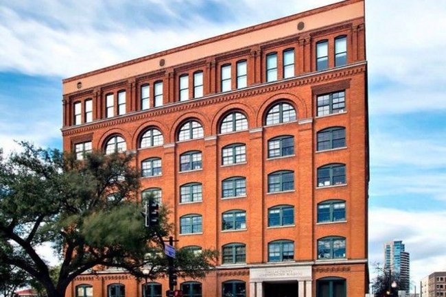 555 Ross Apartments - 58 Reviews | Dallas, TX Apartments for Rent ...